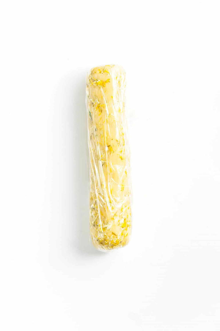 These Easy Dandelion Shortbread Cookies Are a Springtime Must!