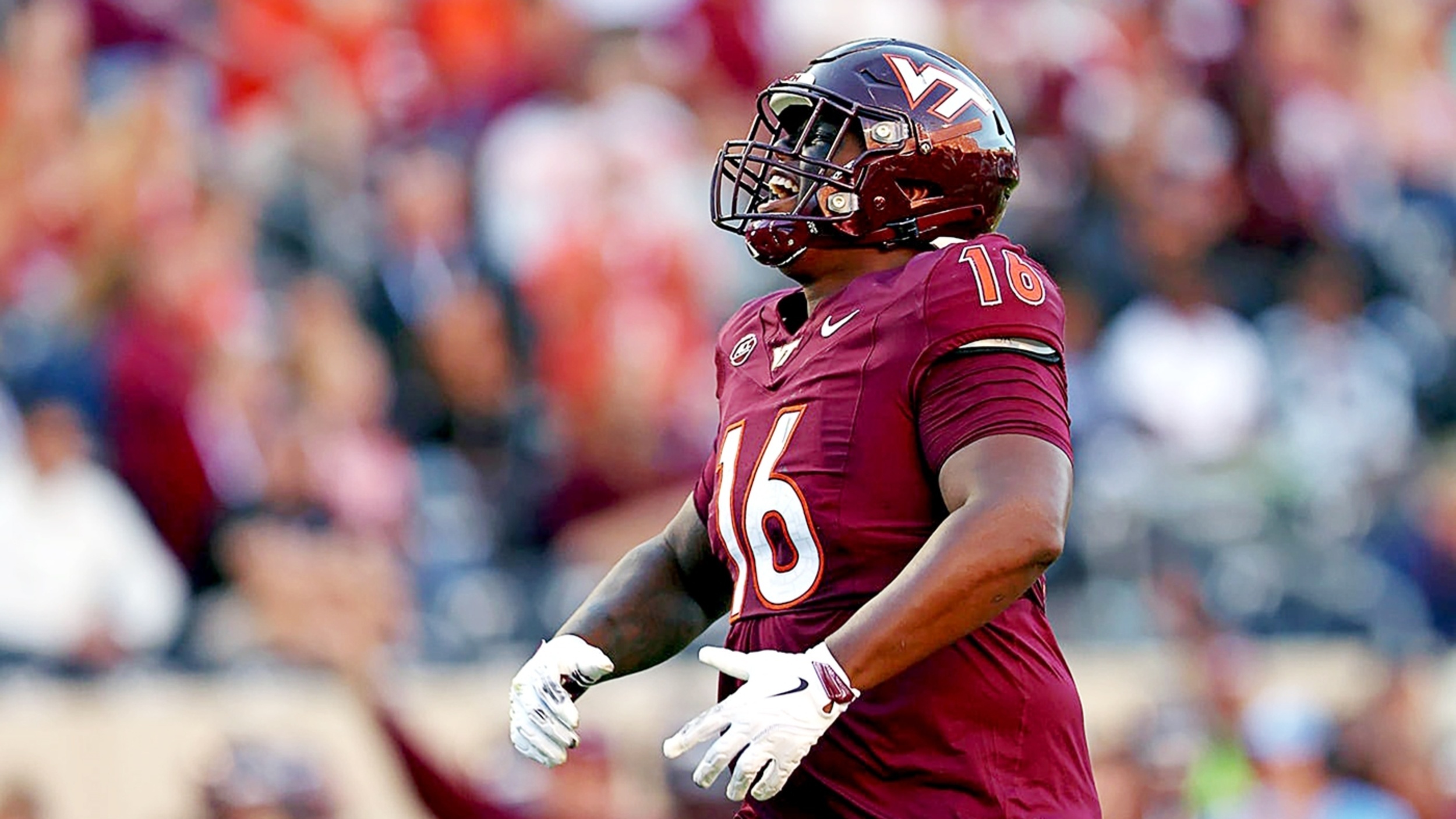 49ers met with Virginia Tech DT Aeneas Peebles, who earned a standout ...