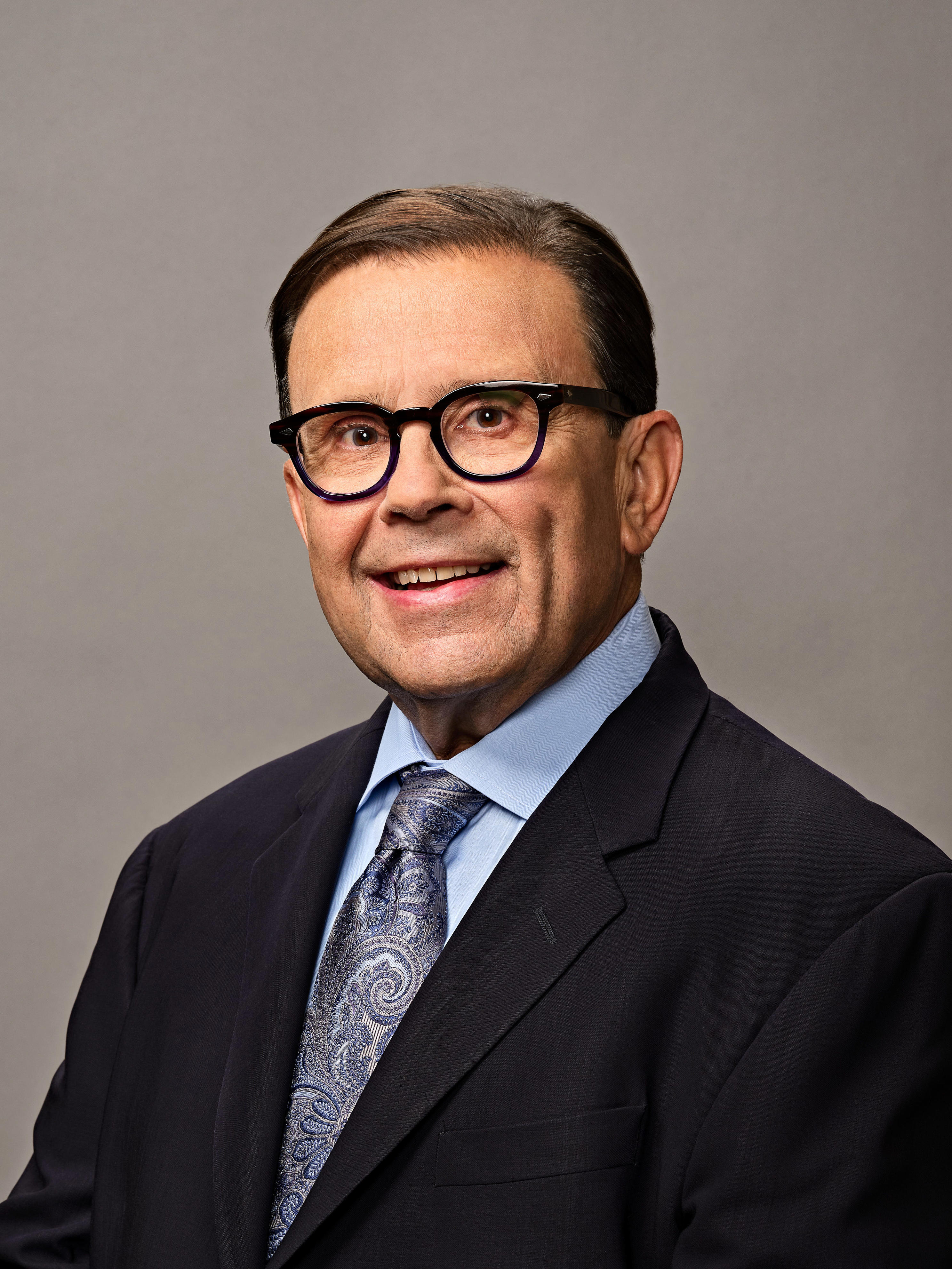 Outgoing Blue Cross CEO took pay cut as health insurer saw big ...