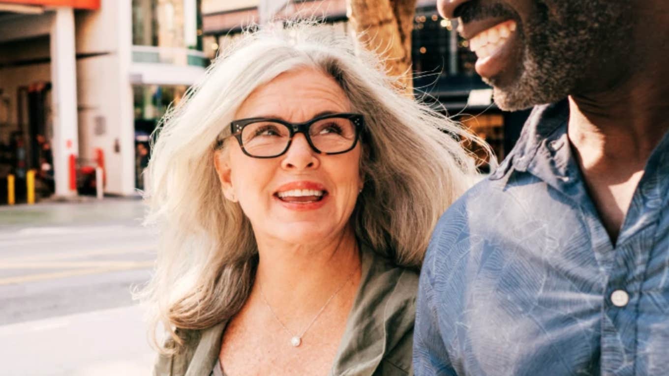 8 Quiet Gestures That Speak Loudly In The Happiest Marriages