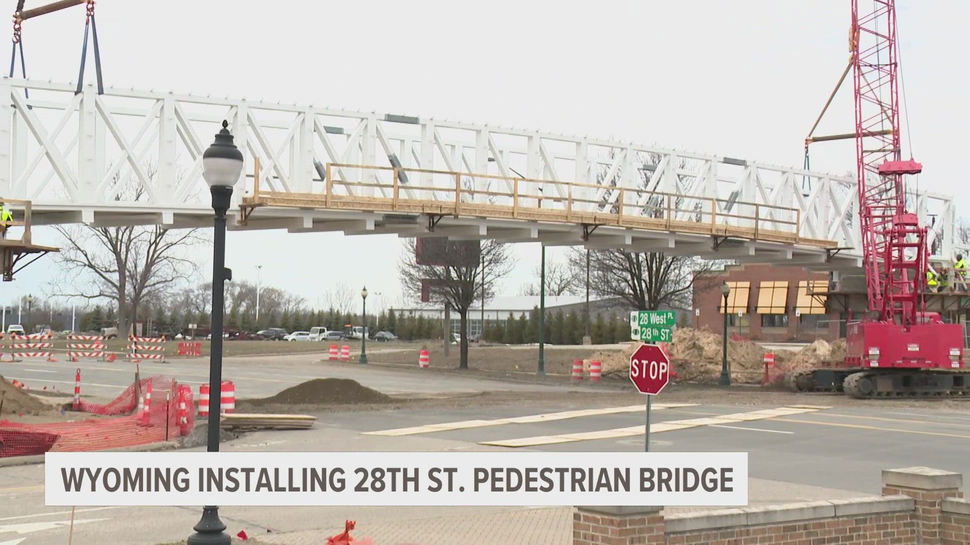 Wyoming installing 28th Street pedestrian bridge