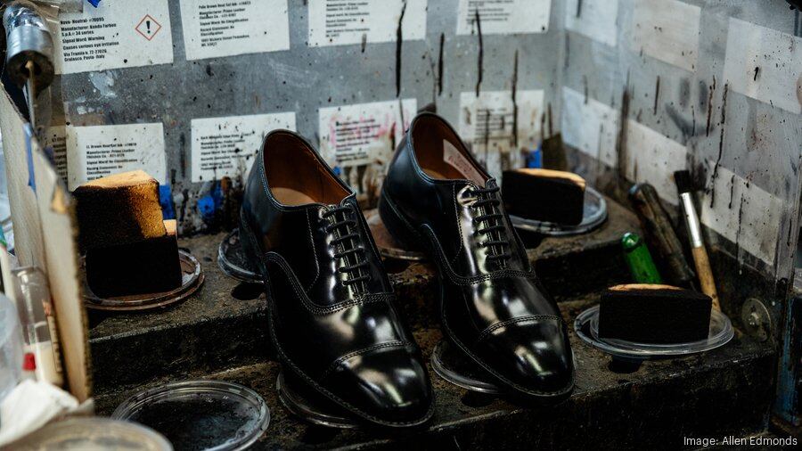 Charlotte outlet mall picks up new stores