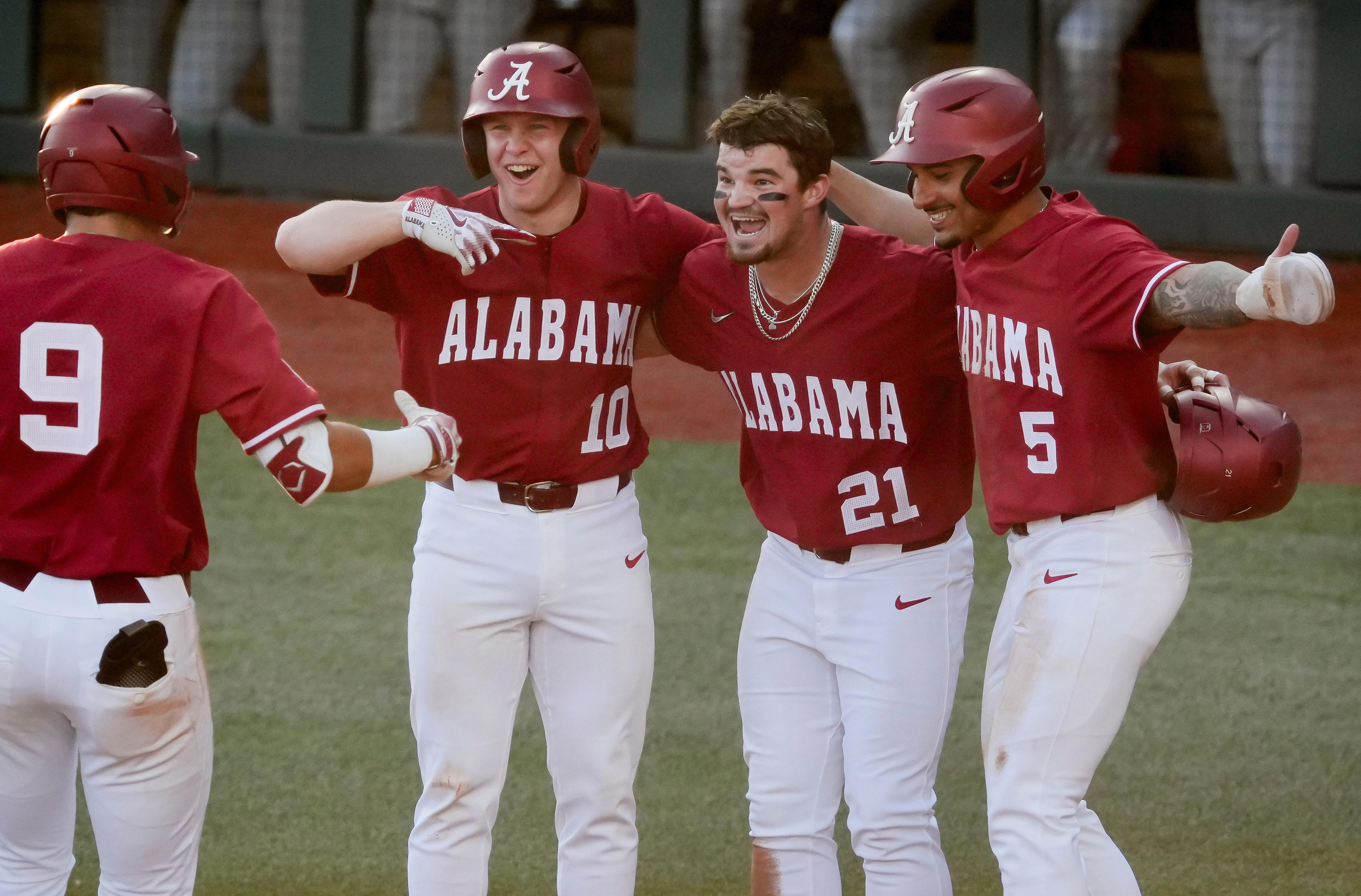 Alabama baseball rises five spots in D1baseball Top 25 rankings