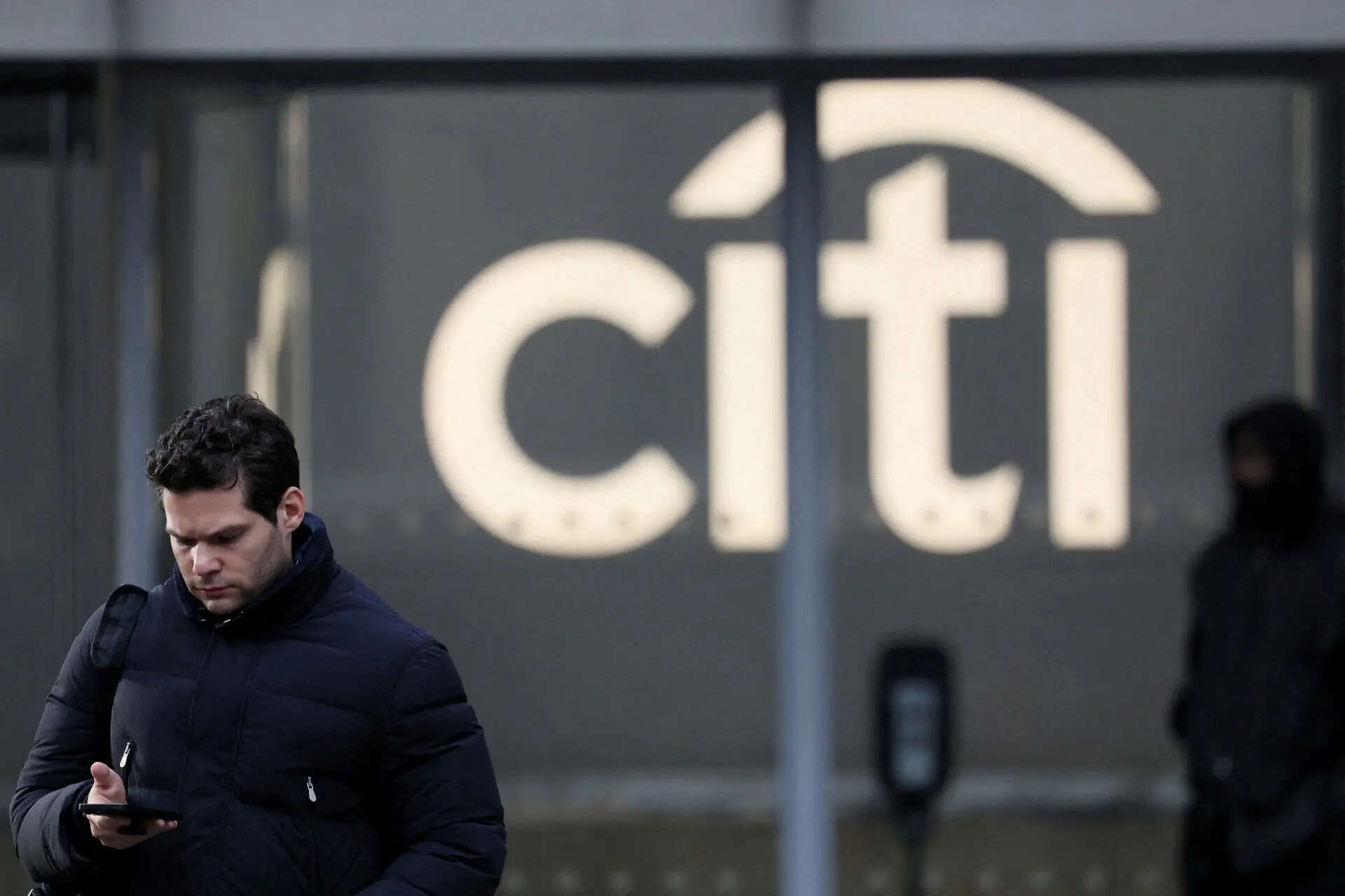Citi copy-paste error almost sent $6 billion to a customer’s account by ...