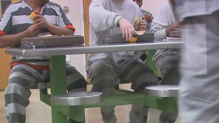 Near-capacity Multnomah County jails ‘risk to community safety’