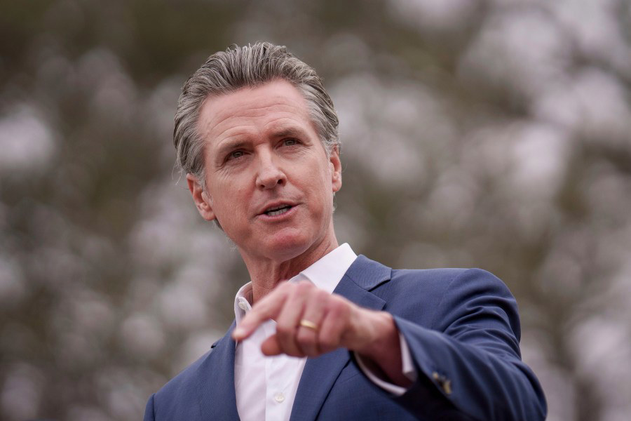 Governor Newsom orders California state workers to return to office Governor Newsom orders California state workers to return to office