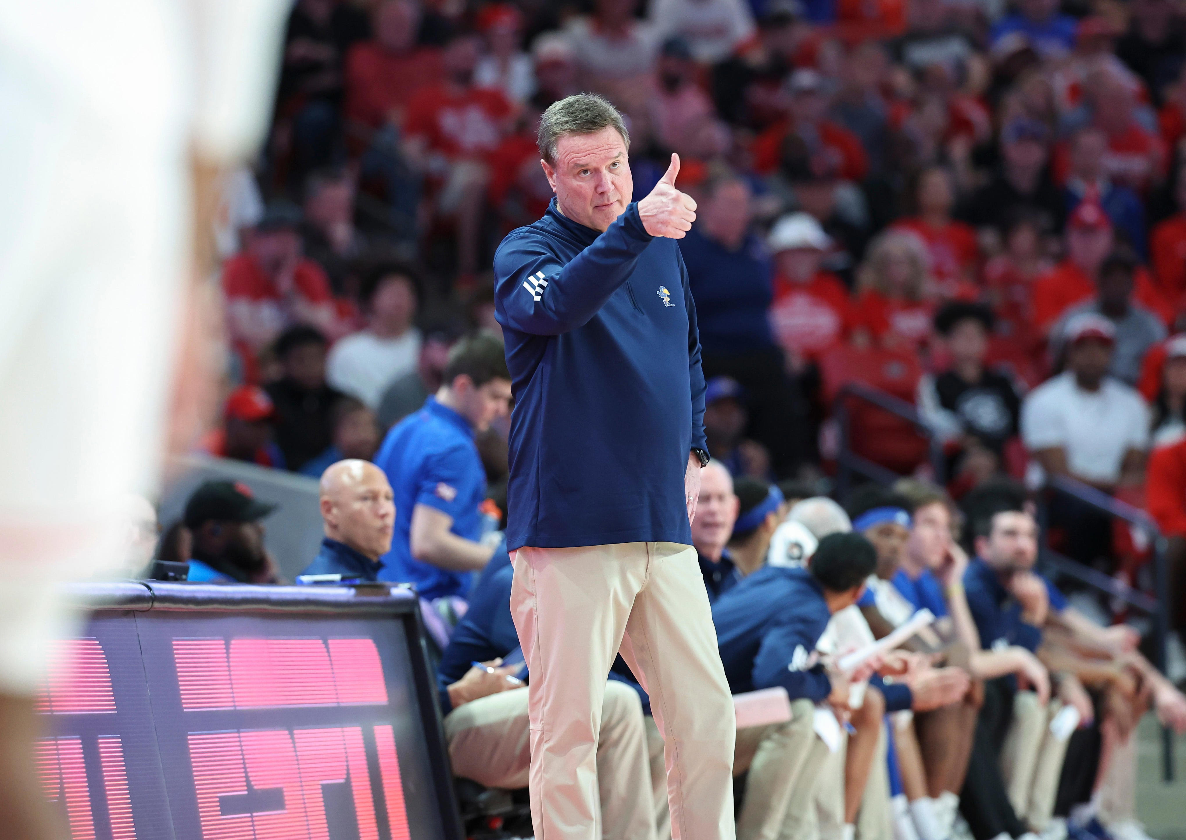 Kansas basketball bracketology: Jayhawks near March Madness, NCAA ...