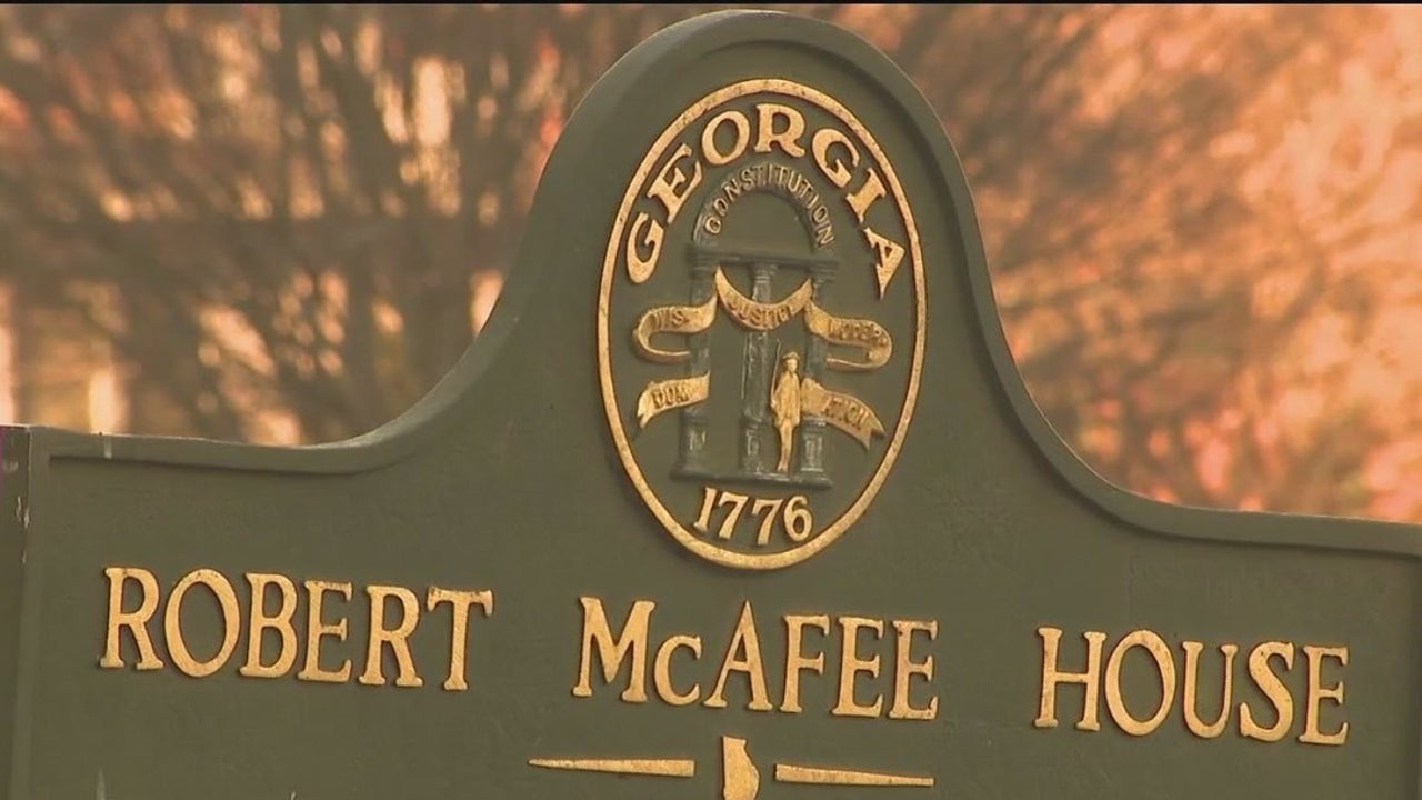 Historic McAfee House sold for $1: Pre-Civil War Cobb County landmark ...