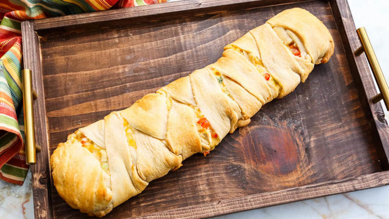 This Chicken Braid Is A Fun Dinner Your Family Will Enjoy