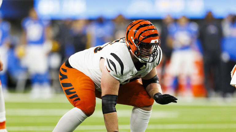 Twitter reactions and approval poll for Bengals cutting Alex Cappa