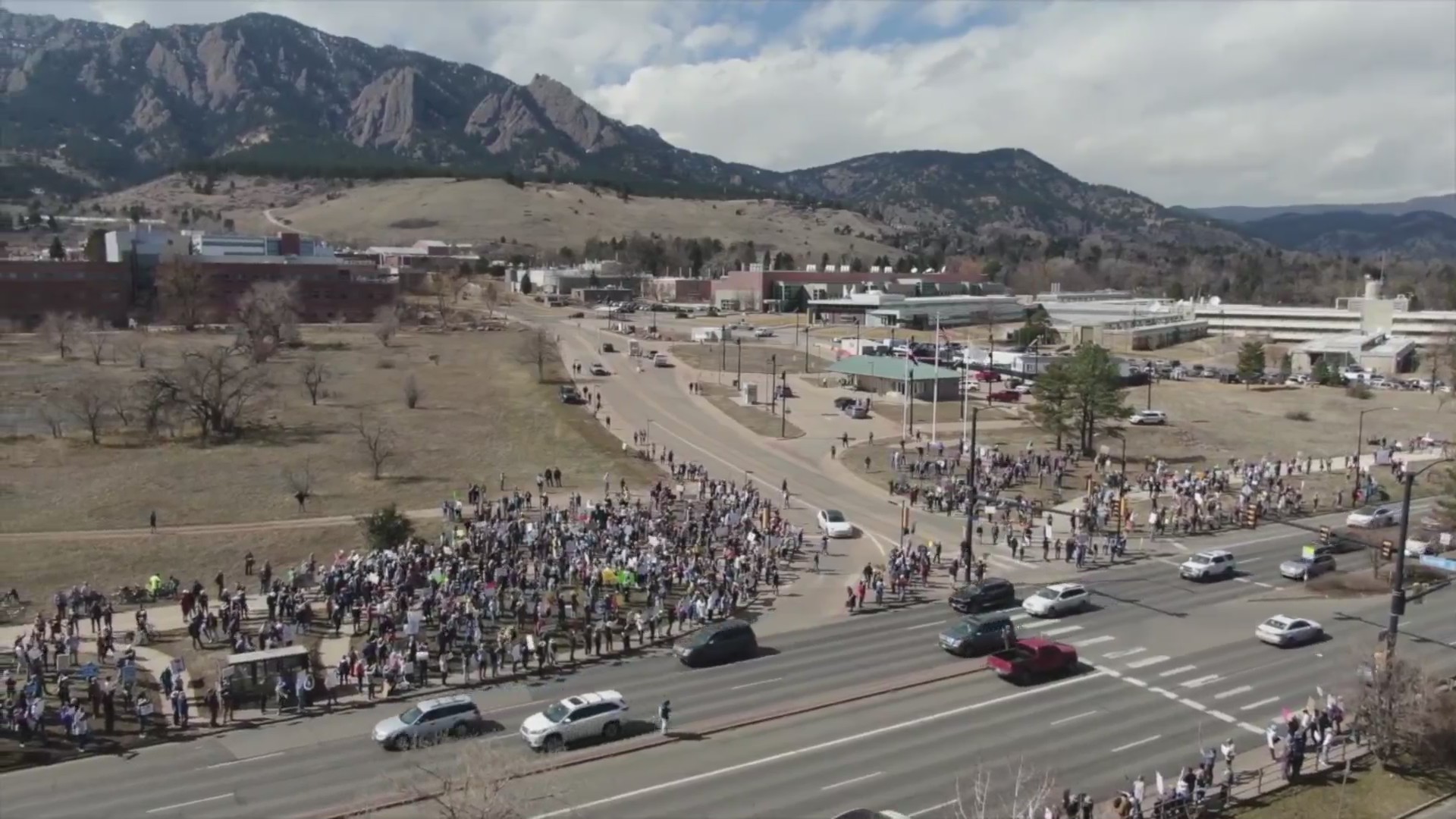 Protestors gather in Boulder to support NOAA, NWS after layoffs