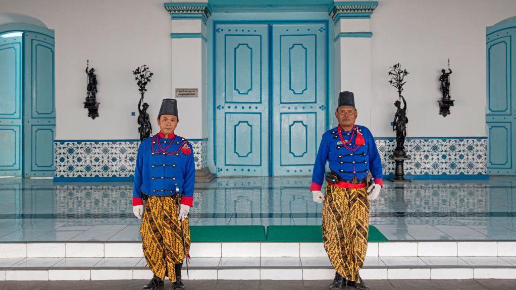 Sindiran medsos Putra Mahkota Solo 'nyesel gabung Republik' jadi ...