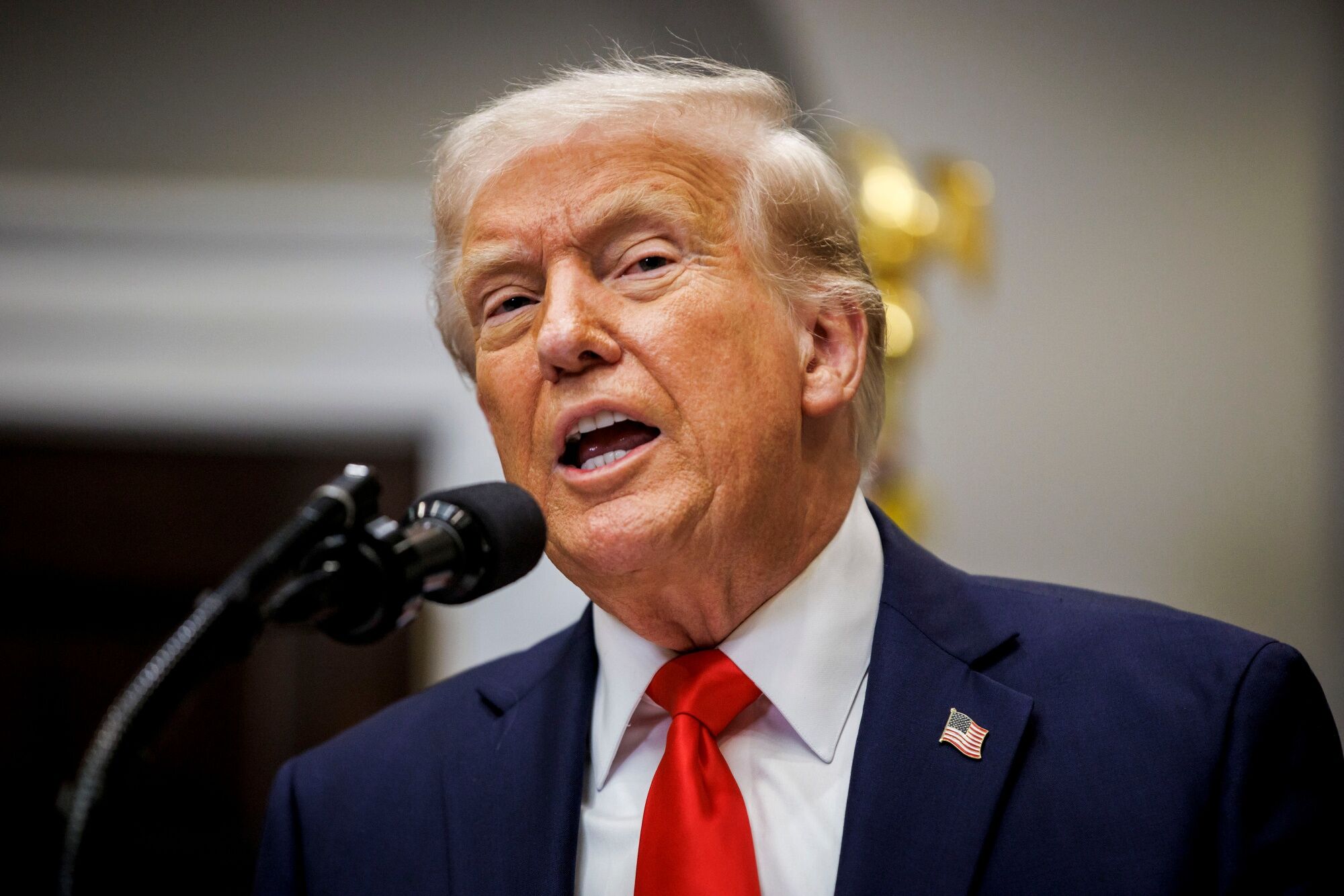 Trump Keeps Door Open to Ukraine Deal With Europe Now Optimistic