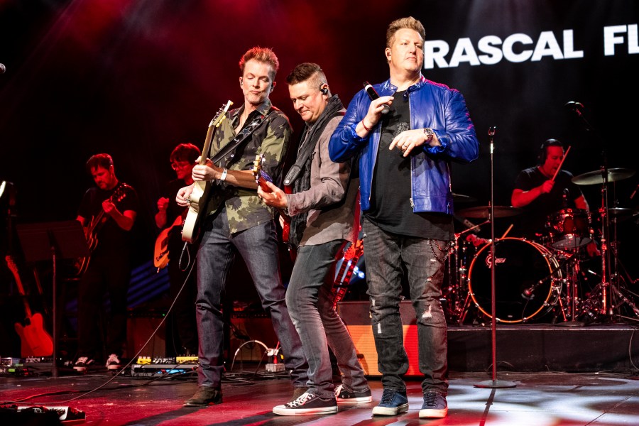 Rascal Flatts to headline 2025 Stadium of Fire
