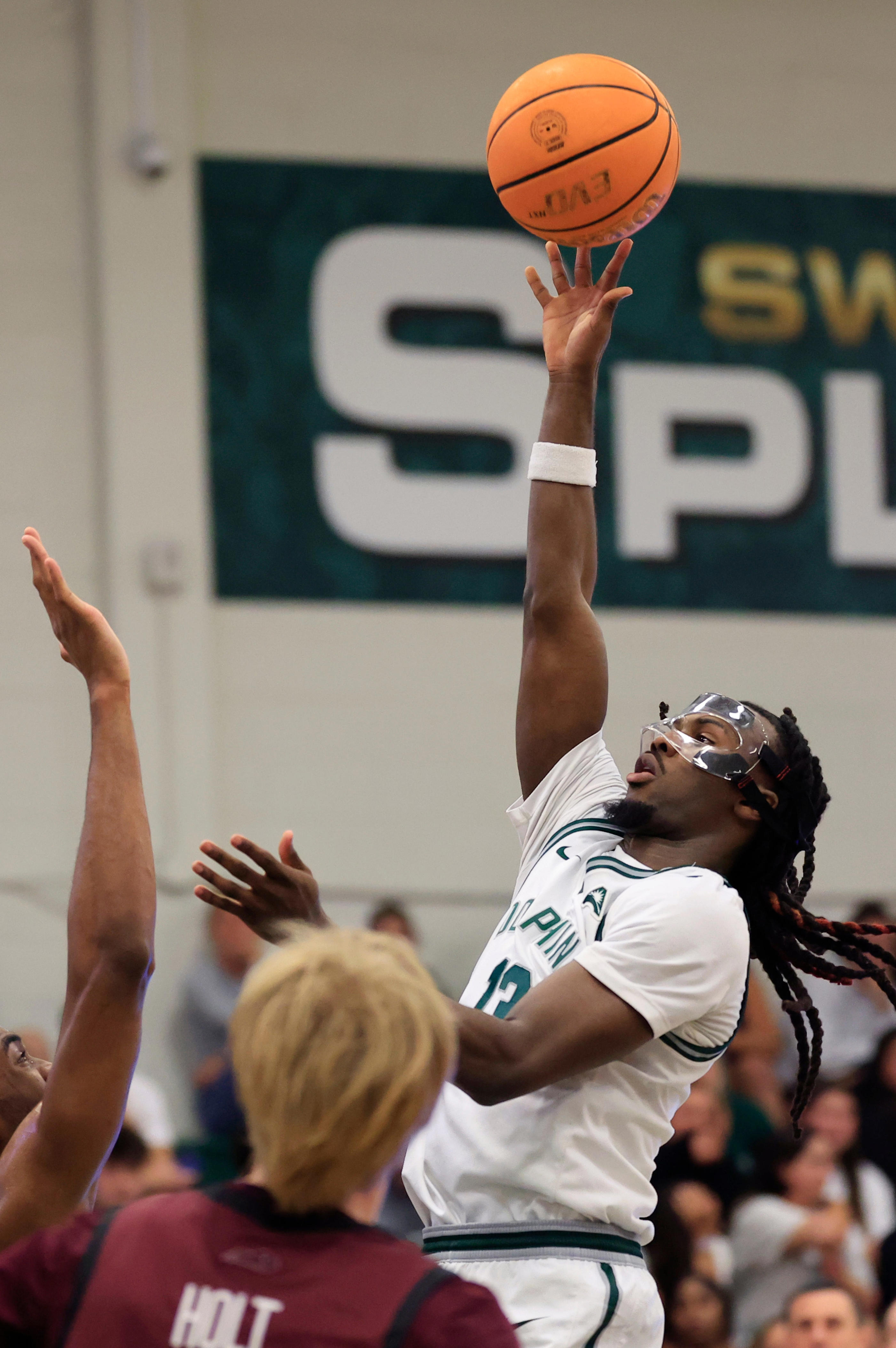 FSU basketball signs Jacksonville guard Robert McCray V from NCAA ...