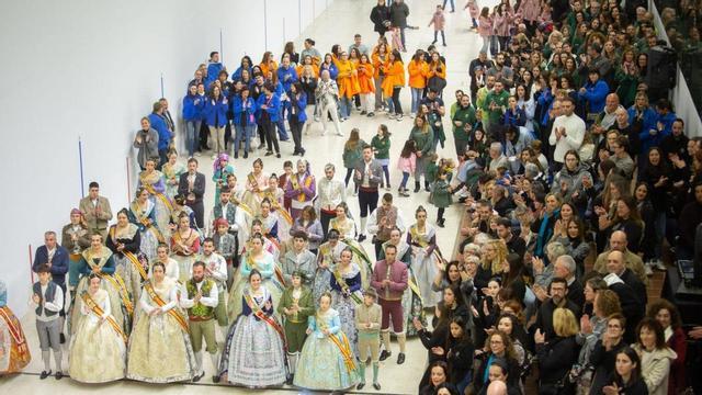 Crida fallera en el Trinquet de Oliva