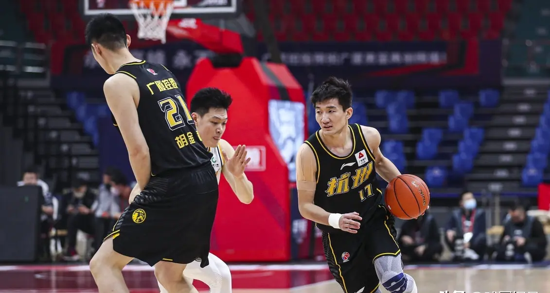 CBA巅峰对决来袭！CCTV5直播，这两支强队对决肯定好看