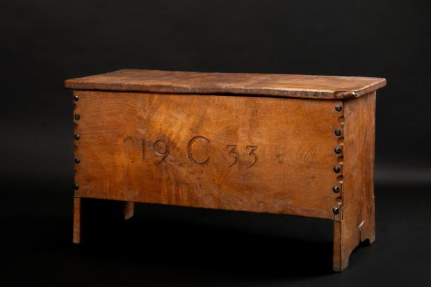 Mouseman furniture among pieces in Yorkshire auction house's sale