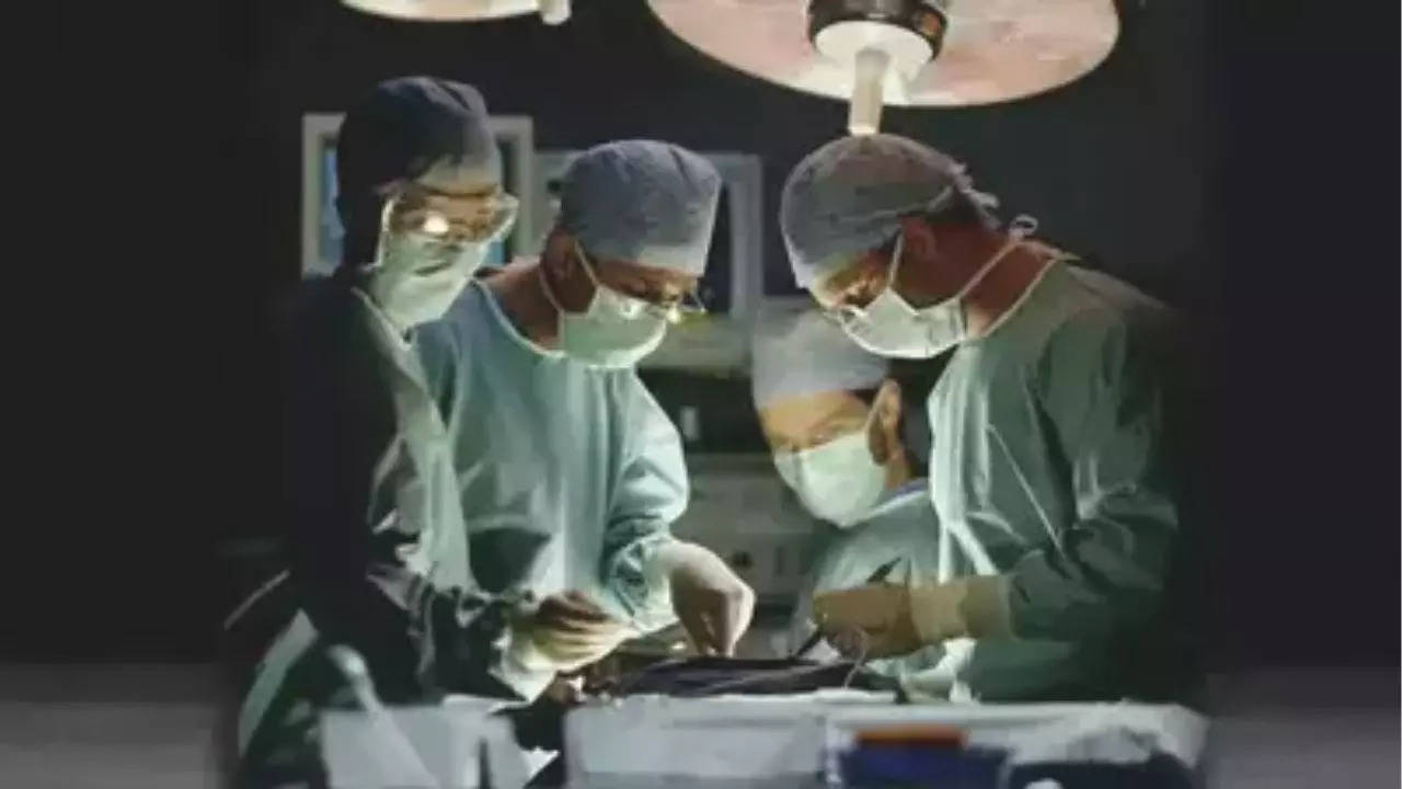 Blind Canadian woman restores vision with tooth implant in her eye