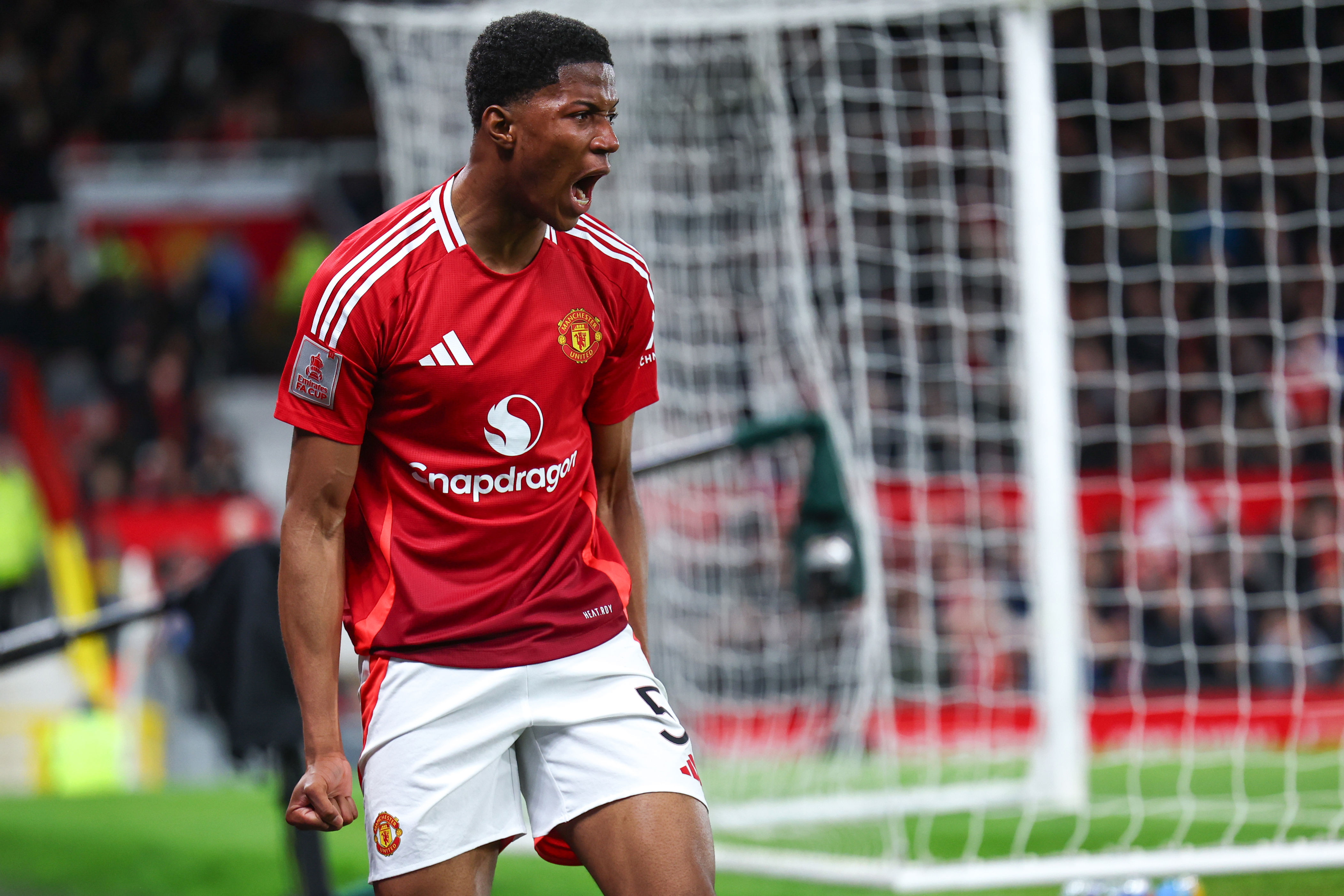 Andy Cole gives cautious verdict on 'raw' Man Utd starlet Chido Obi