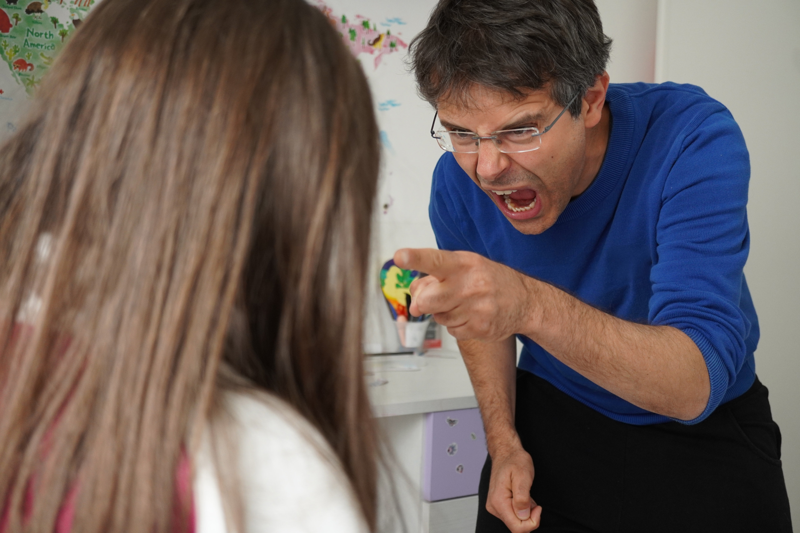 Wat veroorzaakt een woede-uitbarsting, volgens de wetenschap