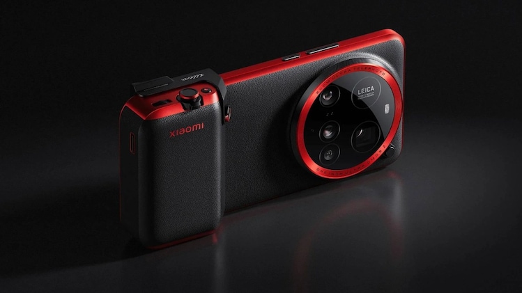 Xiaomi 15 Ultra with modular optical system unveiled at MWC 2025; India ...