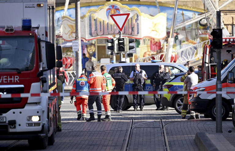 A driver rams a car into crowd in Germany's Mannheim, leaving 2 dead ...