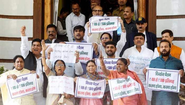RJD Protests Outside Bihar Legislative Assembly, Claims It Fails To ...