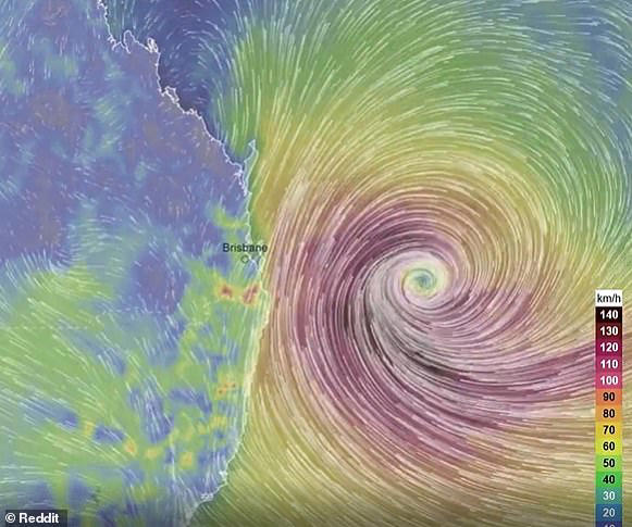 Urgent travel warning as Aussies brace for Tropical Cyclone Alfred
