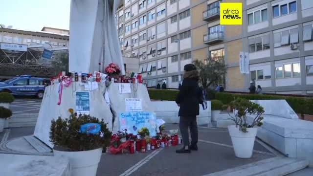 Rome: Pope Francis remains alert amid respiratory distress recovery