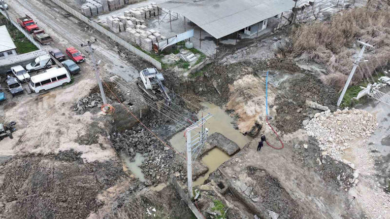 Serbia's parliament session erupts into chaos as opposition MPs set off ...