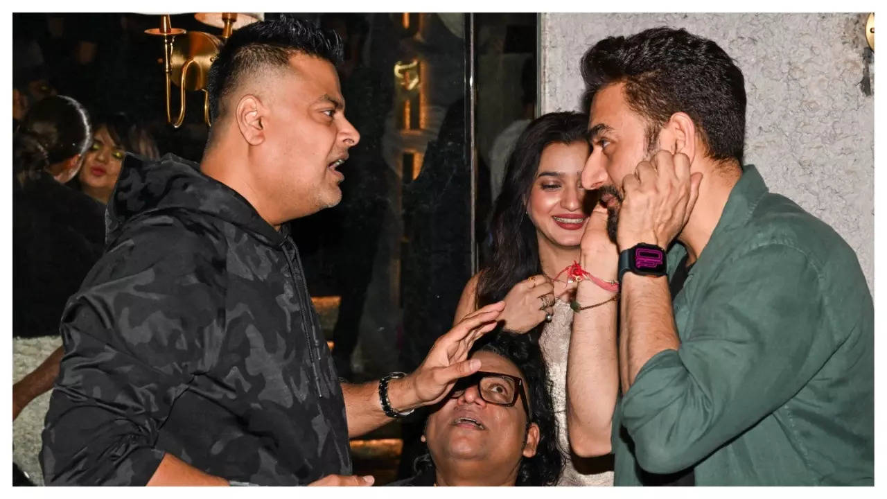 Salim Merchant’s birthday bash hit all the right notes!