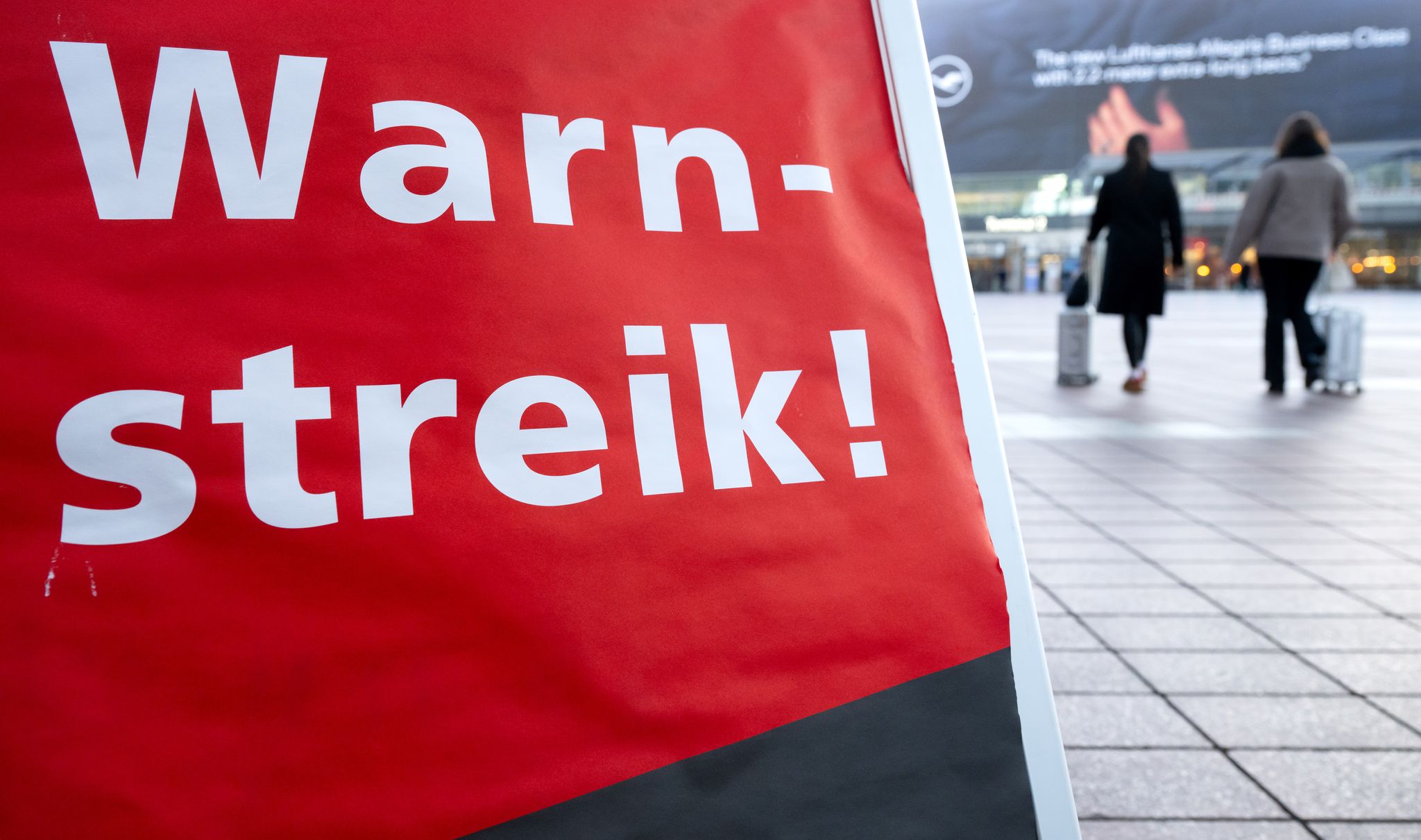 Warnstreiks im öffentlichen Dienst – Tausende im Ausstand