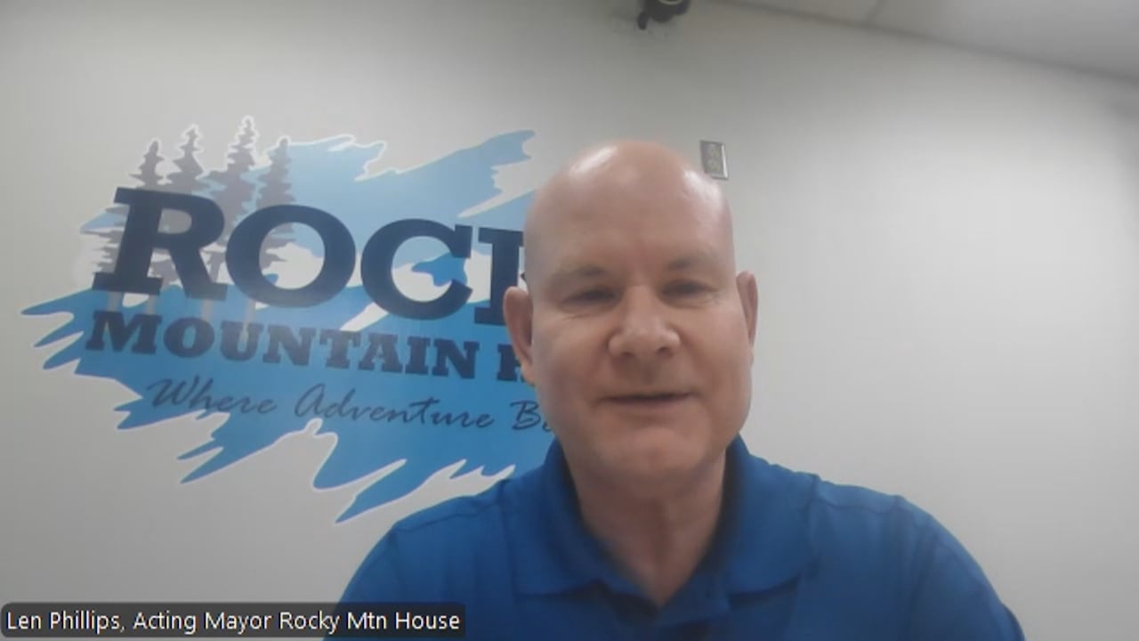 Central Alberta towns studying whether RCMP is their best policing option