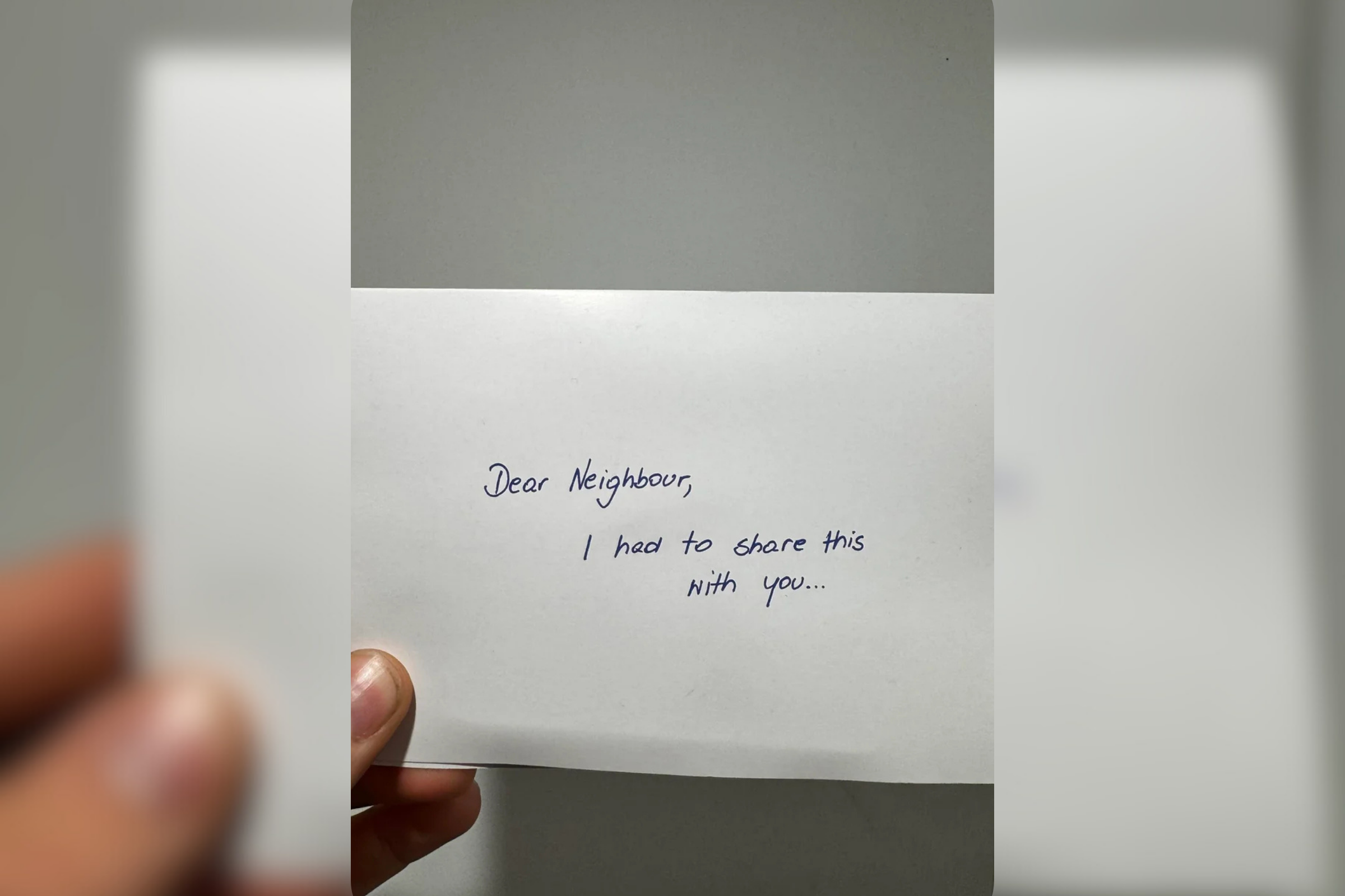 Man Thinks He Got Handwritten Note From Neighbor—Then Sees What's Inside