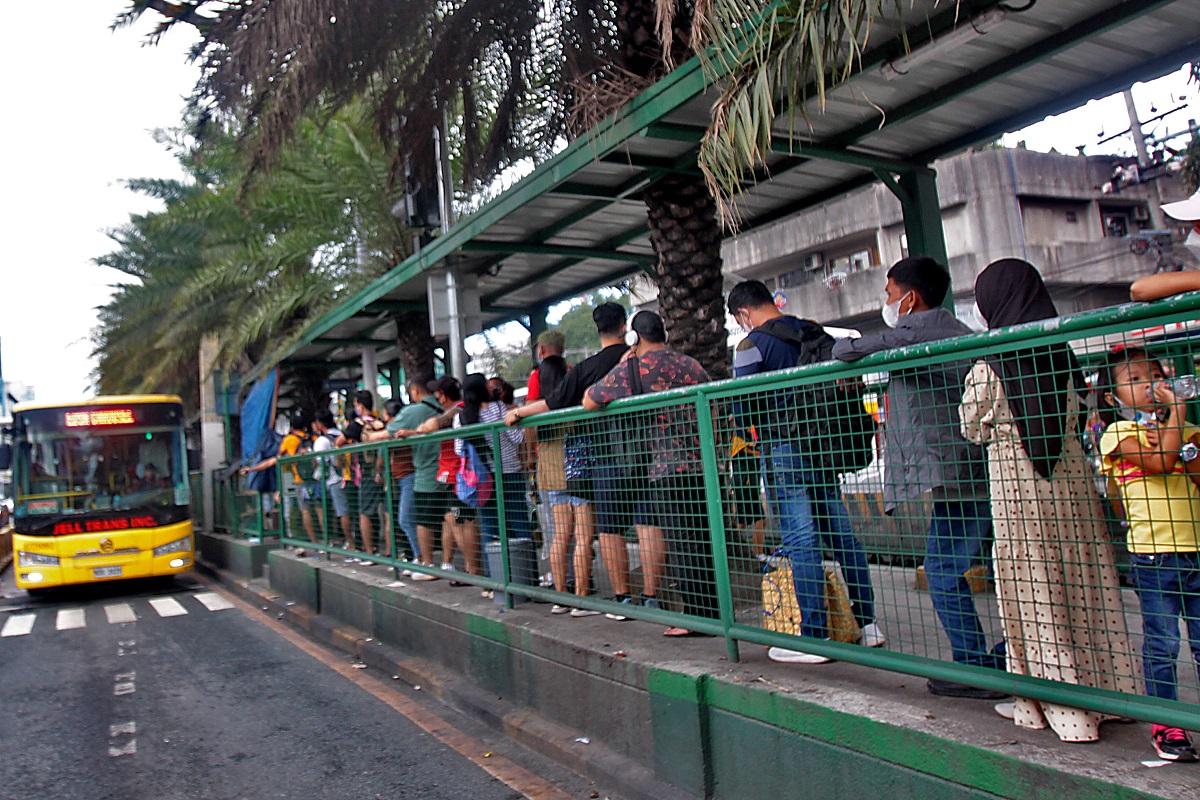 Busway operational as EDSA rehab to begin end of March - DPWH