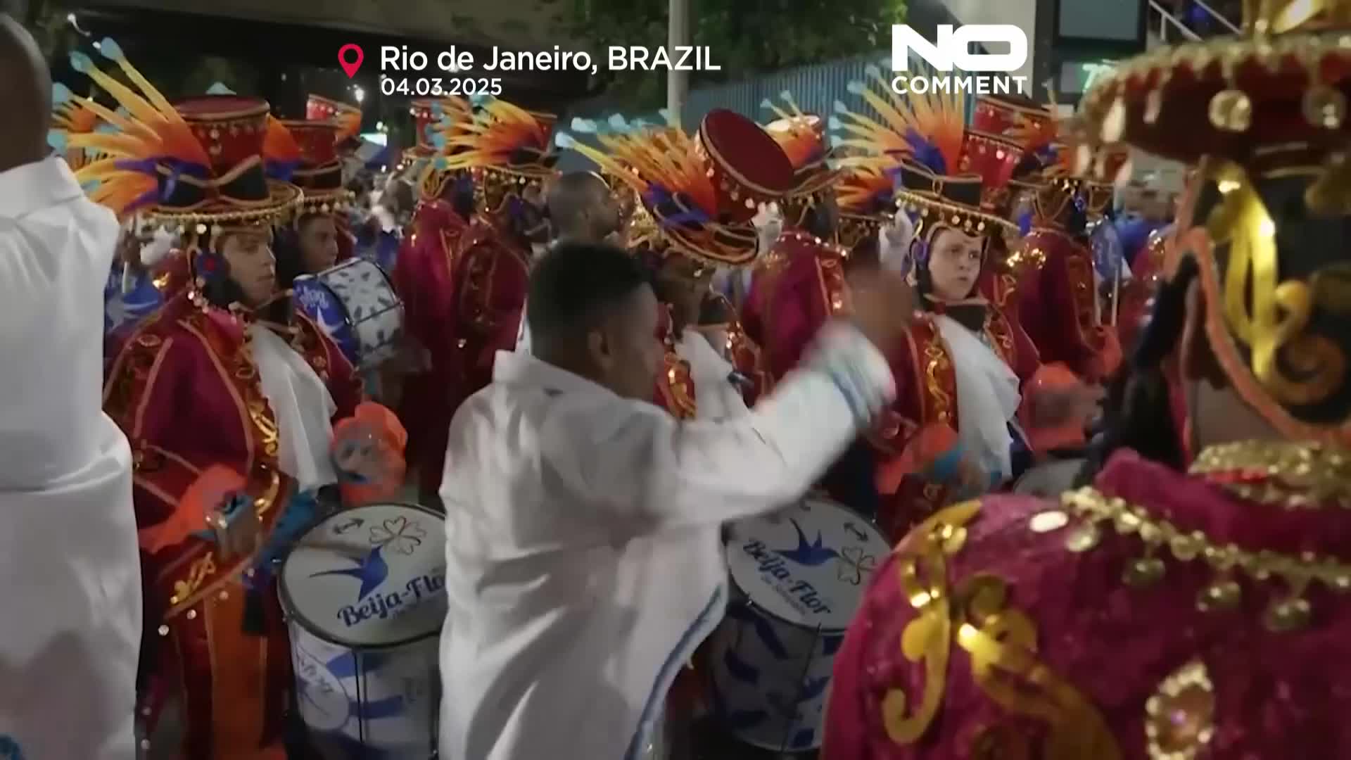 Brasile, Carnevale di Rio de Janeiro: le parate delle scuole di samba ...