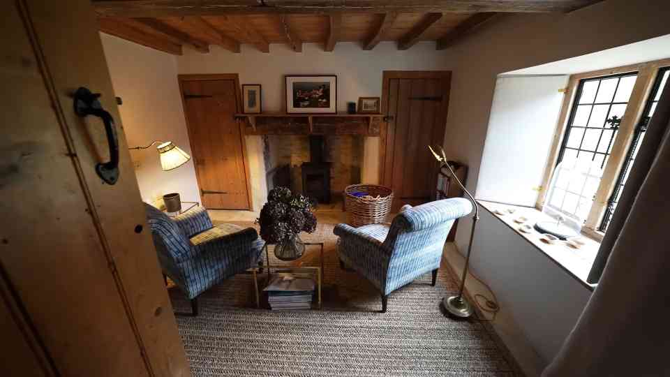 Architects Transforms A 200 Year Old Home Into Calming Modern Oasis