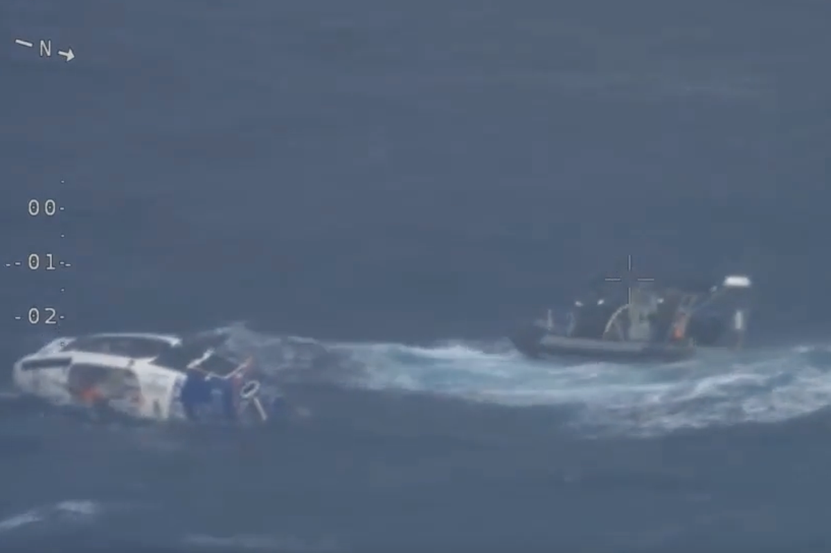 Pacific Ocean solo rower rescued from 100kmph Cyclone Alfred days ...