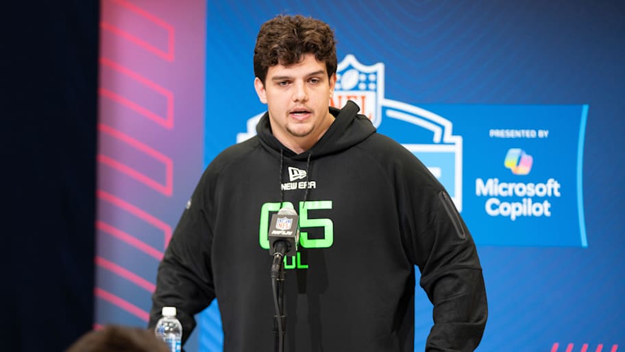 Elite Offensive Prospect Slides To Jets In Latest 2025 NFL Mock Draft