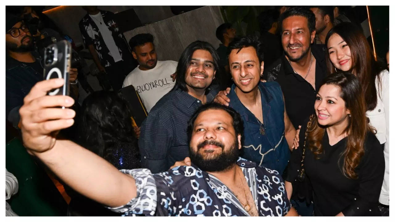 Salim Merchant’s birthday bash hit all the right notes!