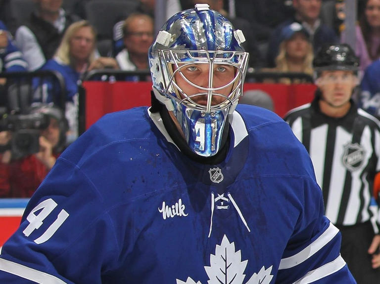 Anthony Stolarz provides edge in Maple Leafs net in Battle of Ontario