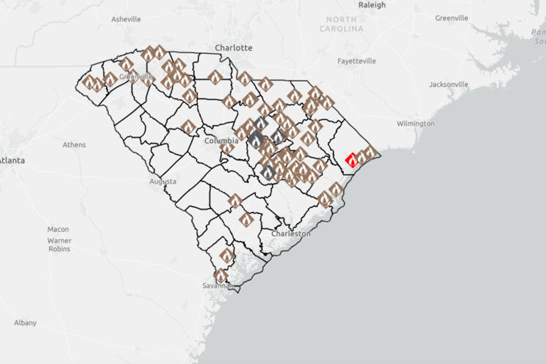 Carolina Fire Maps Show Where Blazes Still Raging in North, South Carolina