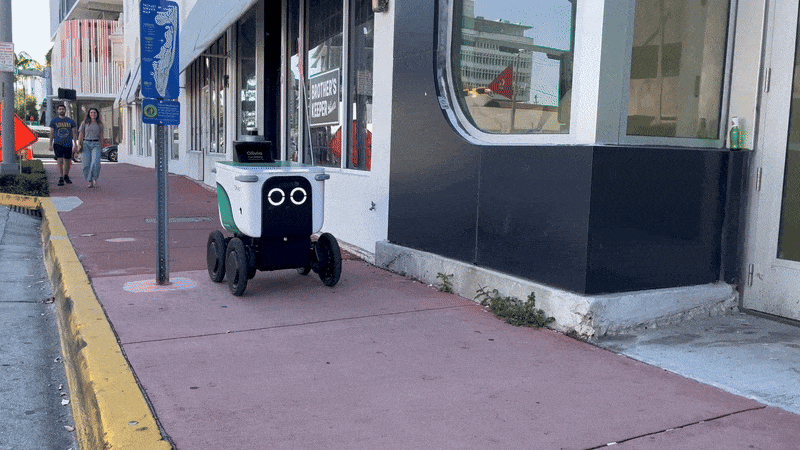 We tried Miami's new UberEats delivery robot