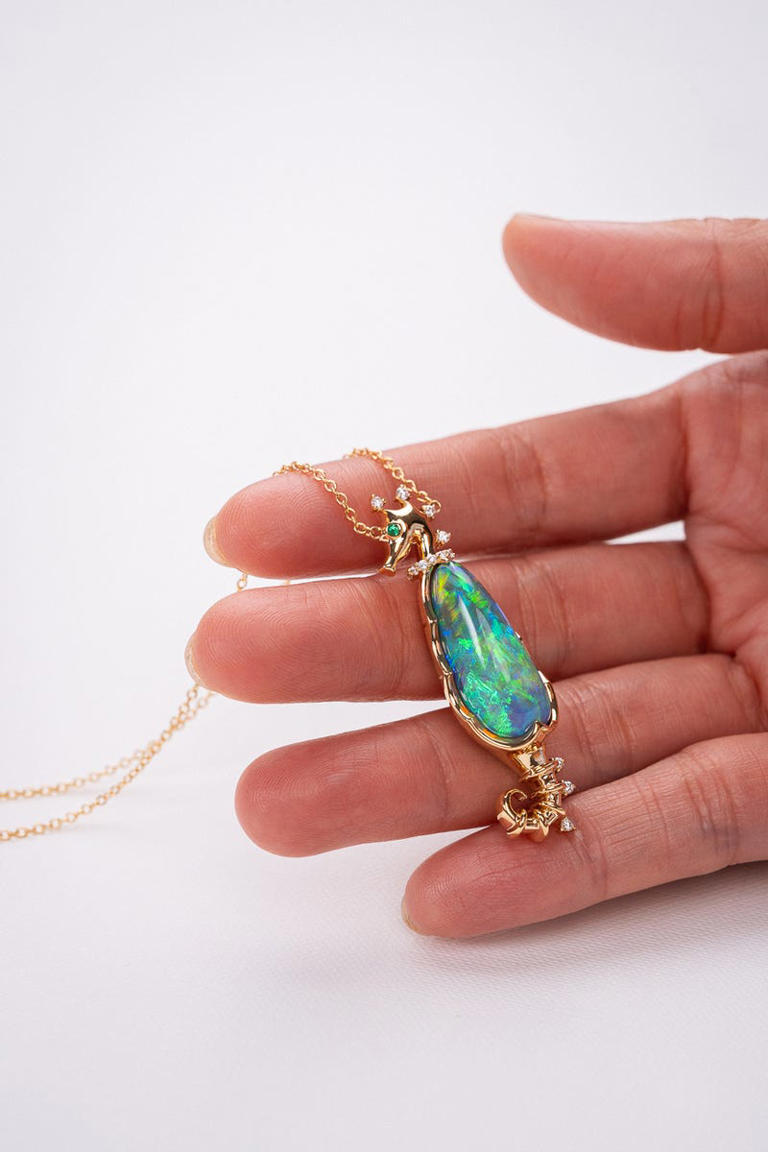 These High Jewelry Pieces Owe Their Magic to “Animal Architecture”