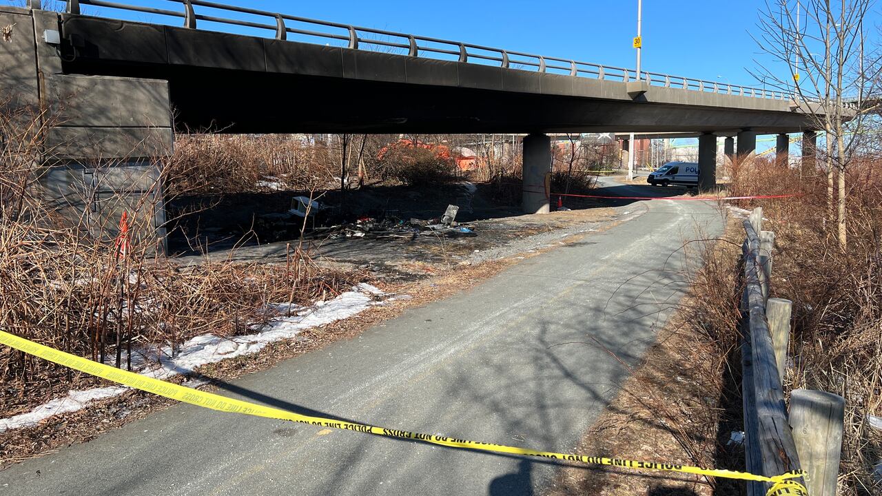 Halifax bridge ramp to reopen ahead of rush-hour traffic