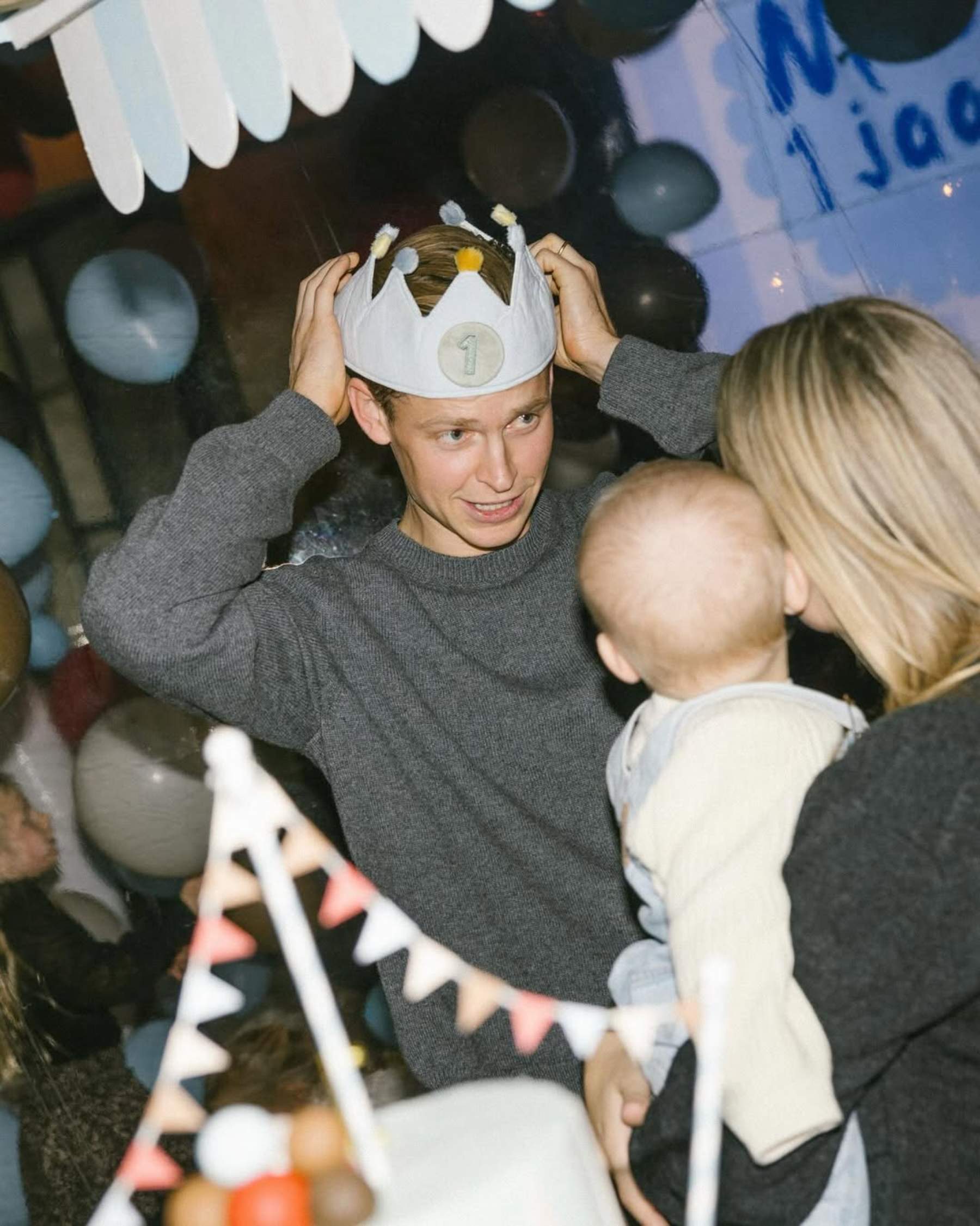 Frenkie de Jong emociona a los culés con Miles, su hijo: qué ha hecho ...