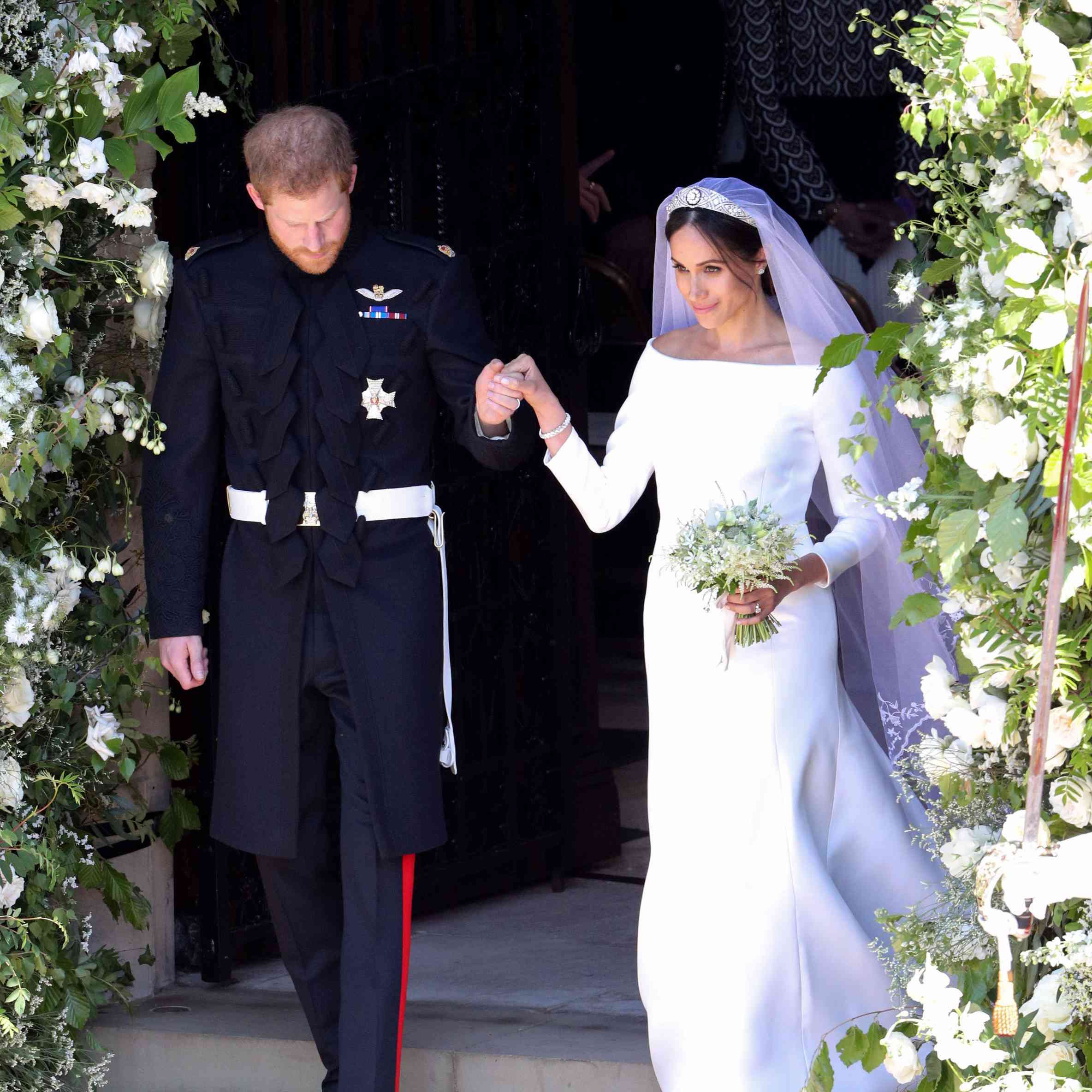 Did Meghan Markle bake a version of her wedding cake on the first episode of her new Netflix show?