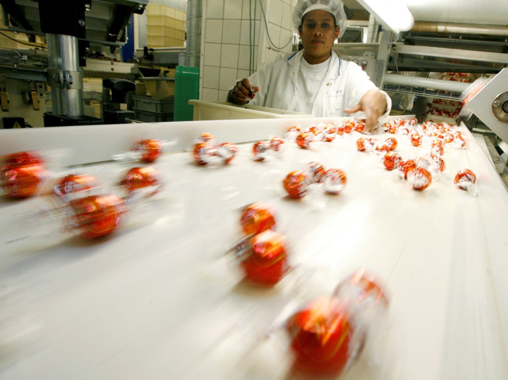 Lindt moving some chocolate production from US to Europe to avoid ...