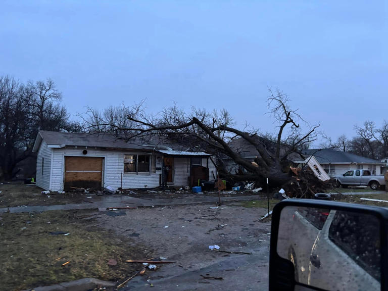 Massive storms kill 2, bring wildfires and blizzard conditions across ...